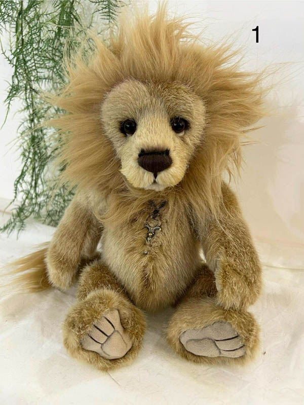 Charlie Bear Anniversary Linus 2025