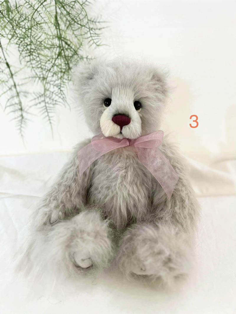 Charlie Bear Rosienna 2025